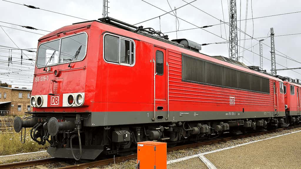 DR Class 250 - The locomotive for heavy freight trains